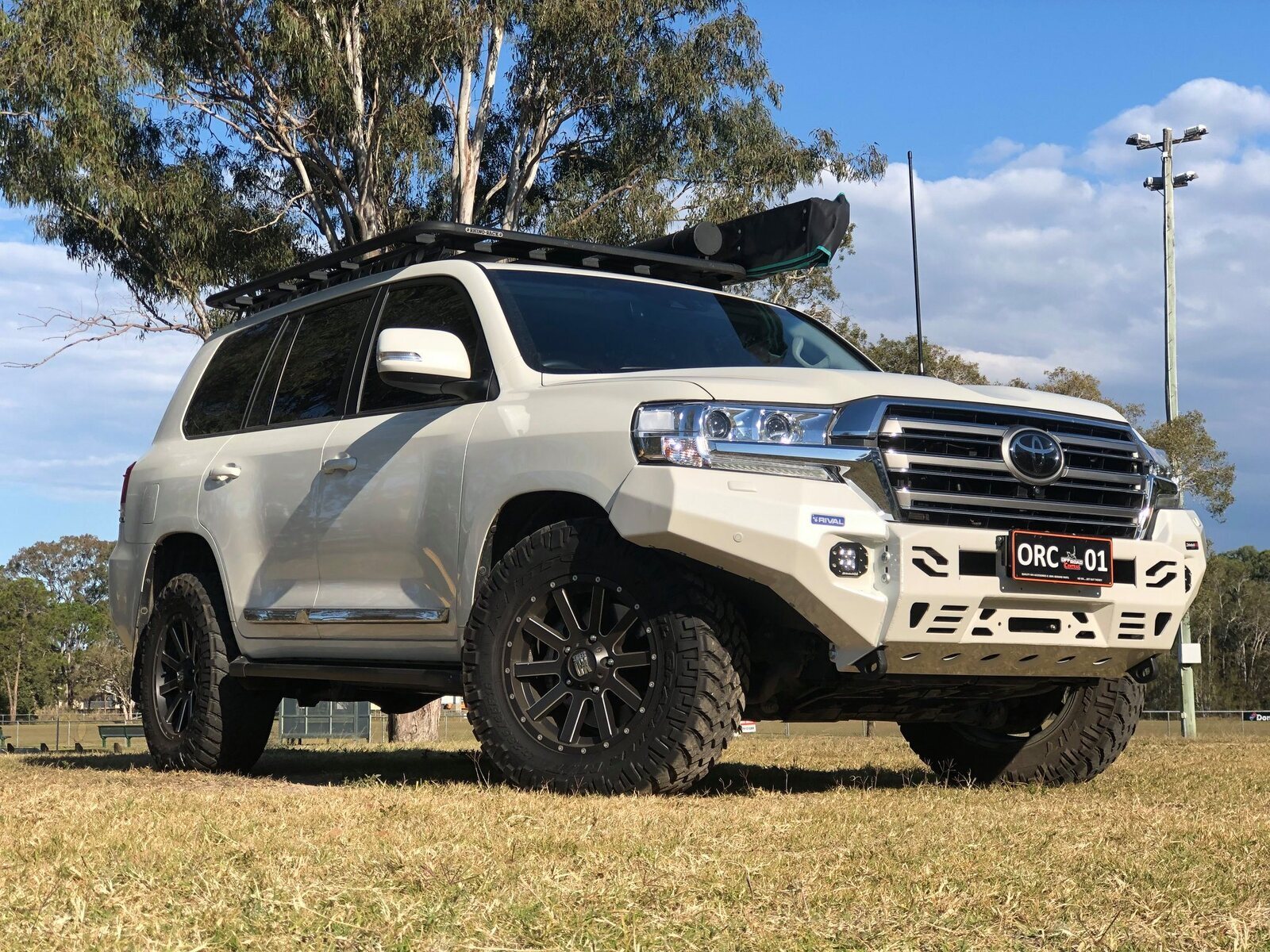Rival Alloy Front Bumper - Toyota 200 SERIES VDJ200 - Face LIft ...